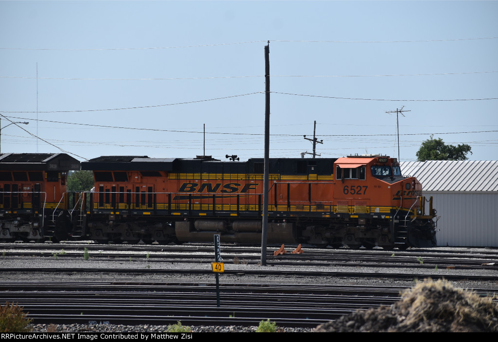 BNSF 6527